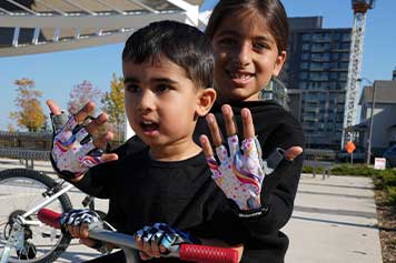 How Half Finger Cycling Gloves Enhance Grip and Comfort for Kids